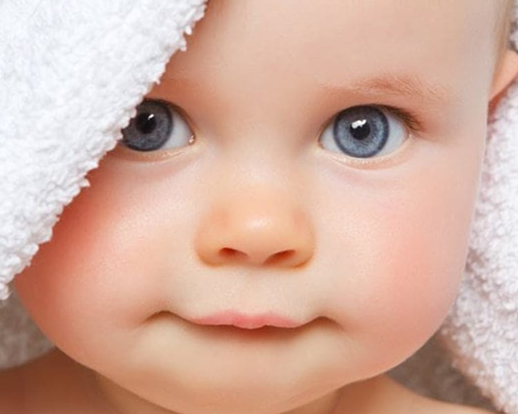 Constipation : comment soulager un bébé constipé